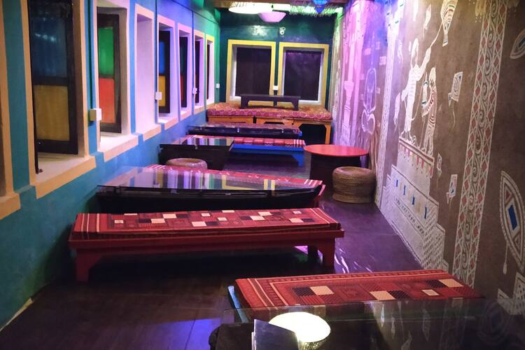 Fancy Cafes In Varanasi One Must Explore To Enjoy | Banaras Trip