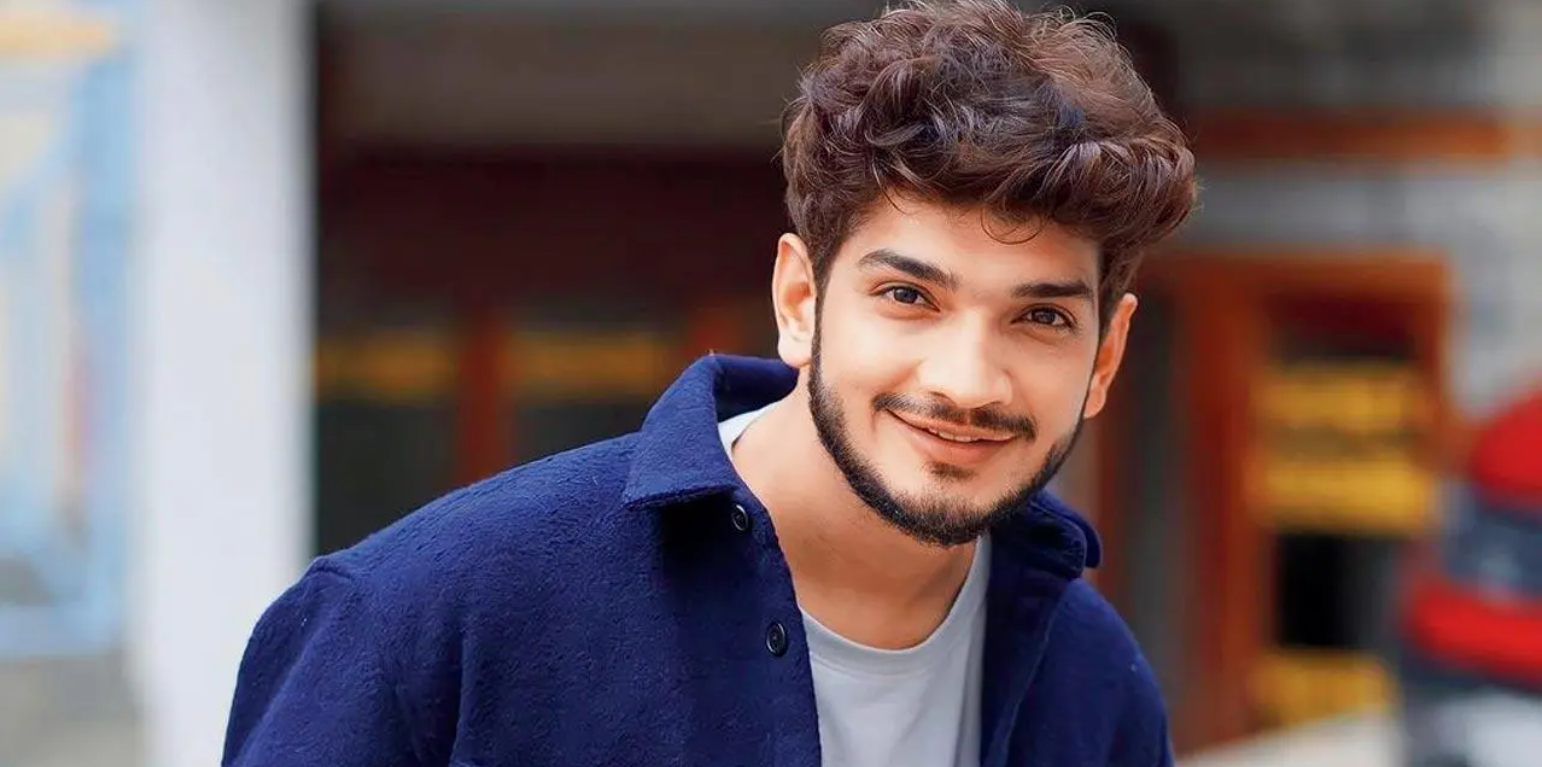 Ek Shayari Likhi Hai By Munawar Faruqui | एक शायरी लिखी है