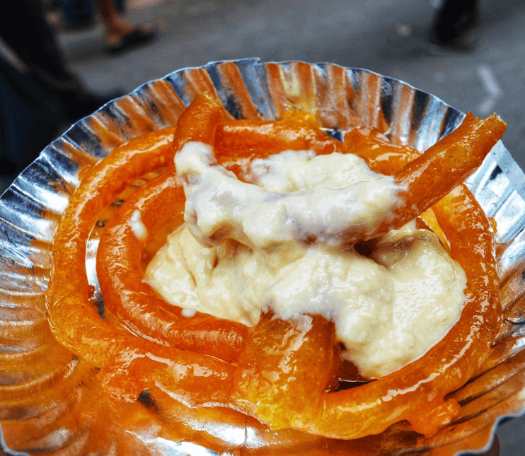 16 Famous Street Food in Varanasi You Must Try | Banaras Trip